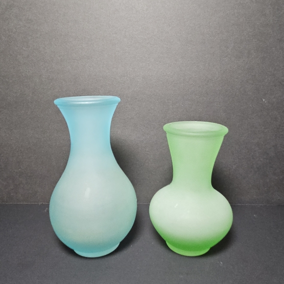 Viking | Accents | Pair Of Vintage Viking Frosted Glass Vases | Poshmark